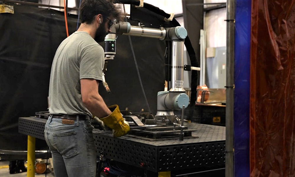 Robotic Welder Operators: A Worthwhile Transition for Welders Robotic Welder Operators: A Worthwhile Transition for Welders