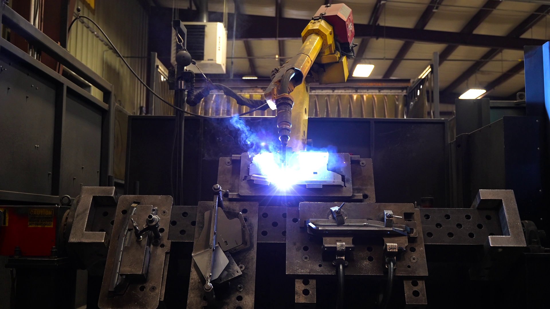 Robotic MIG Welding Unleashed: Exploring their Benefits and Impact of ...